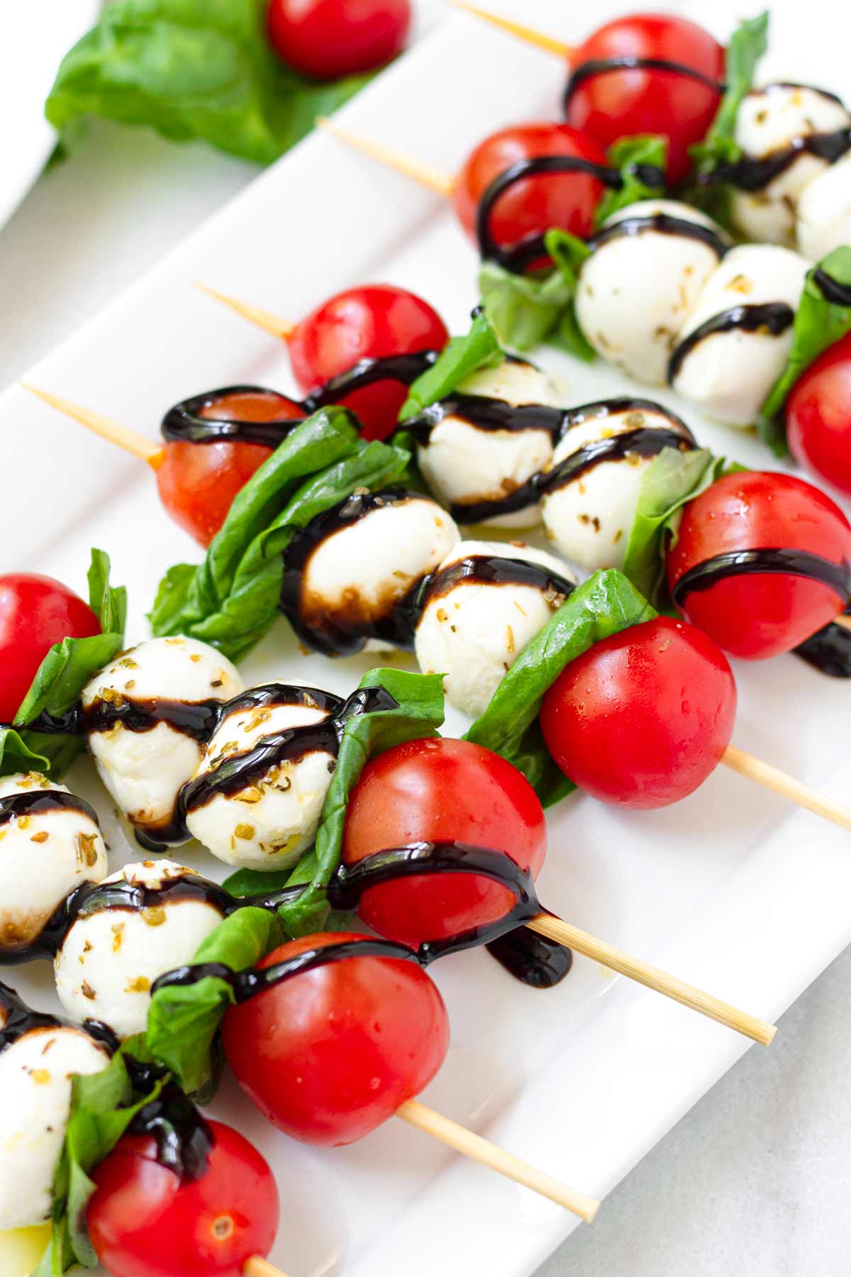 Make-Ahead Caprese Skewers - Ermhearts