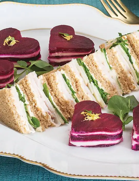 Smoked Turkey & Red Apple Tea Sandwiches - Ermhearts